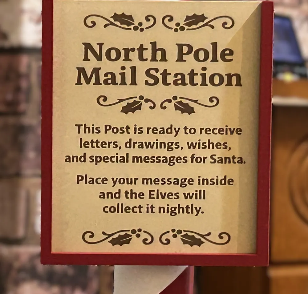 North Pole Mail Station - Free 3D Print Model - MakerWorld