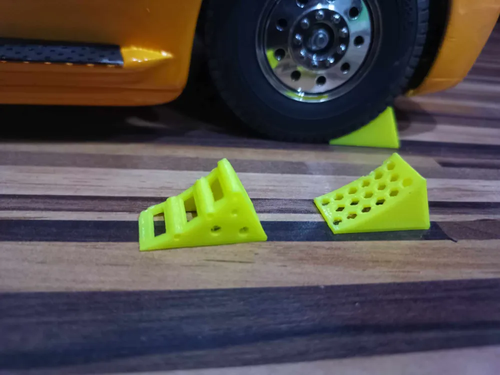 FOUNDATION WEDGE UNDER THE WHEEL 1:14 by Rc Truck Zahorak - MakerWorld