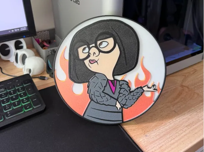 Edna "E" Mode from Pixar's The Incredibles NO AMS by ColinSmith978 ...