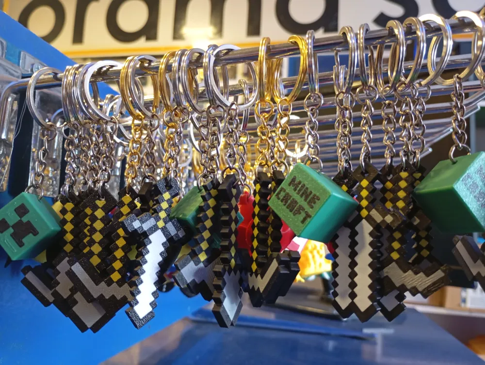 minecraft weapons sword, axe, pickaxe keychain by orama3dvibes ...