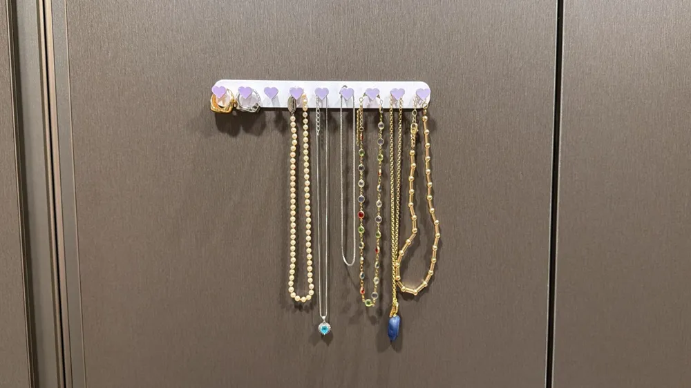 Necklace Holder Heart - Free 3D Print Model - MakerWorld