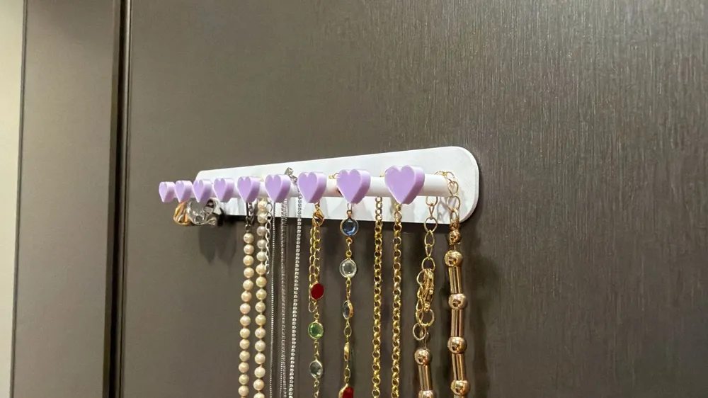 Necklace Holder Heart - Free 3D Print Model - MakerWorld