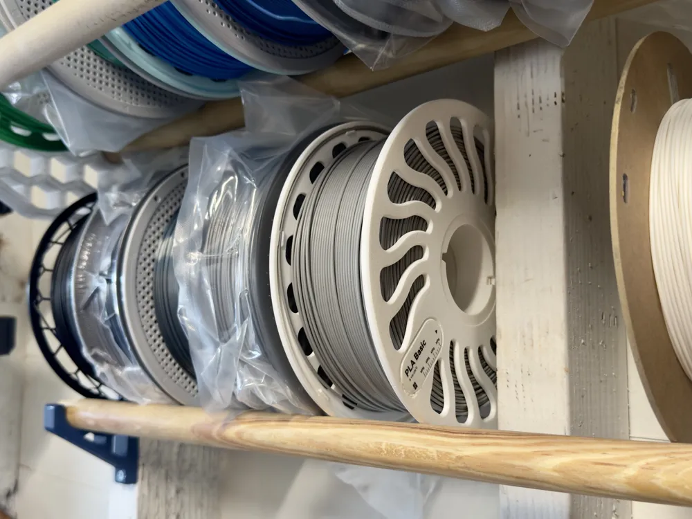 Mini Filament Shelf Bracket for Unfinished Walls Remixed by Mike Harty ...