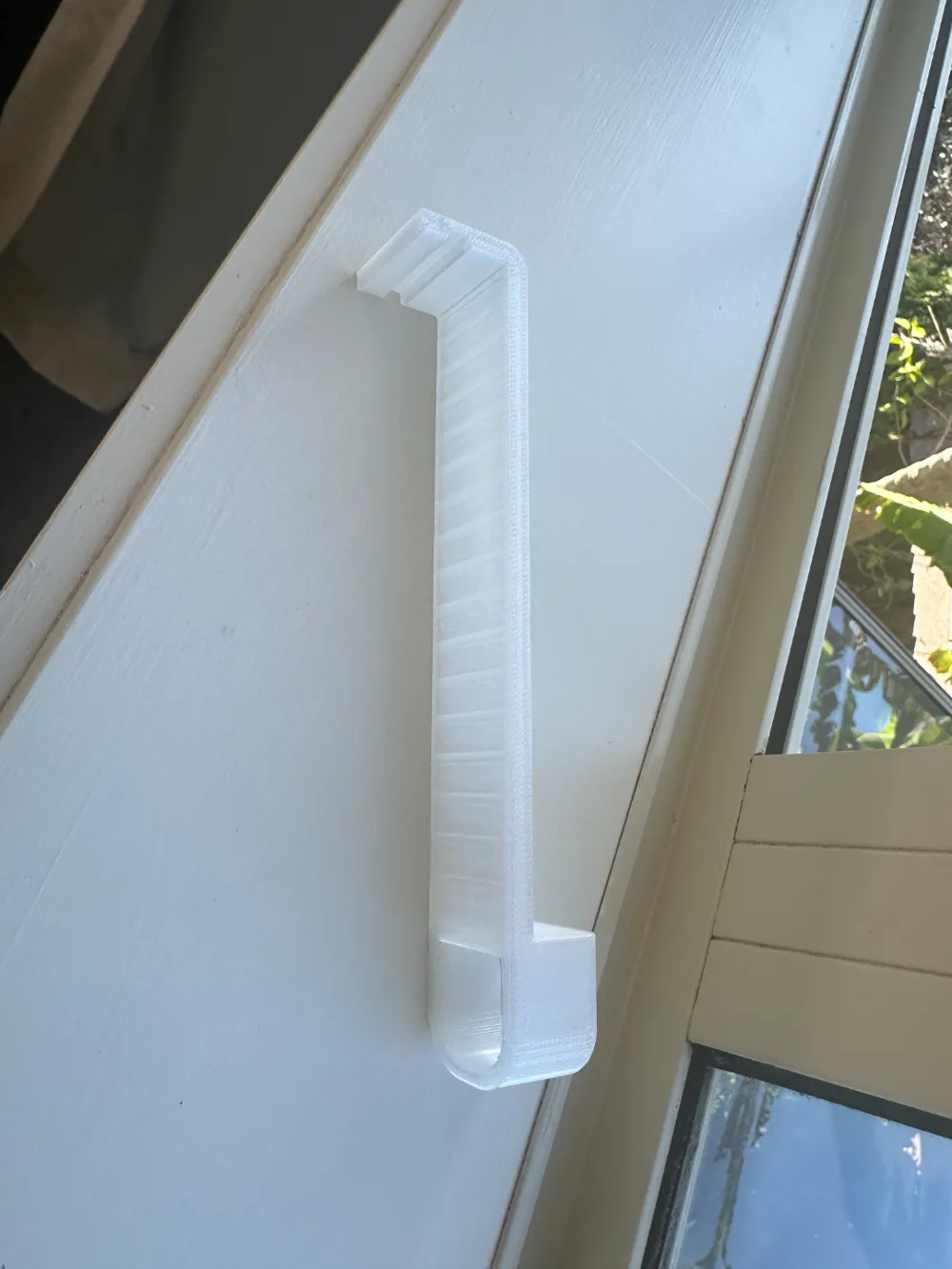 Soporte para pestillo de ventana v2 - Modelo de impresión 3D gratuito ...