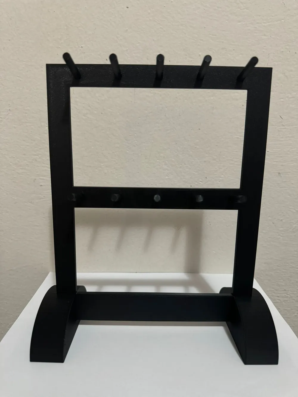 Keychain display stand - Free 3D Print Model - MakerWorld