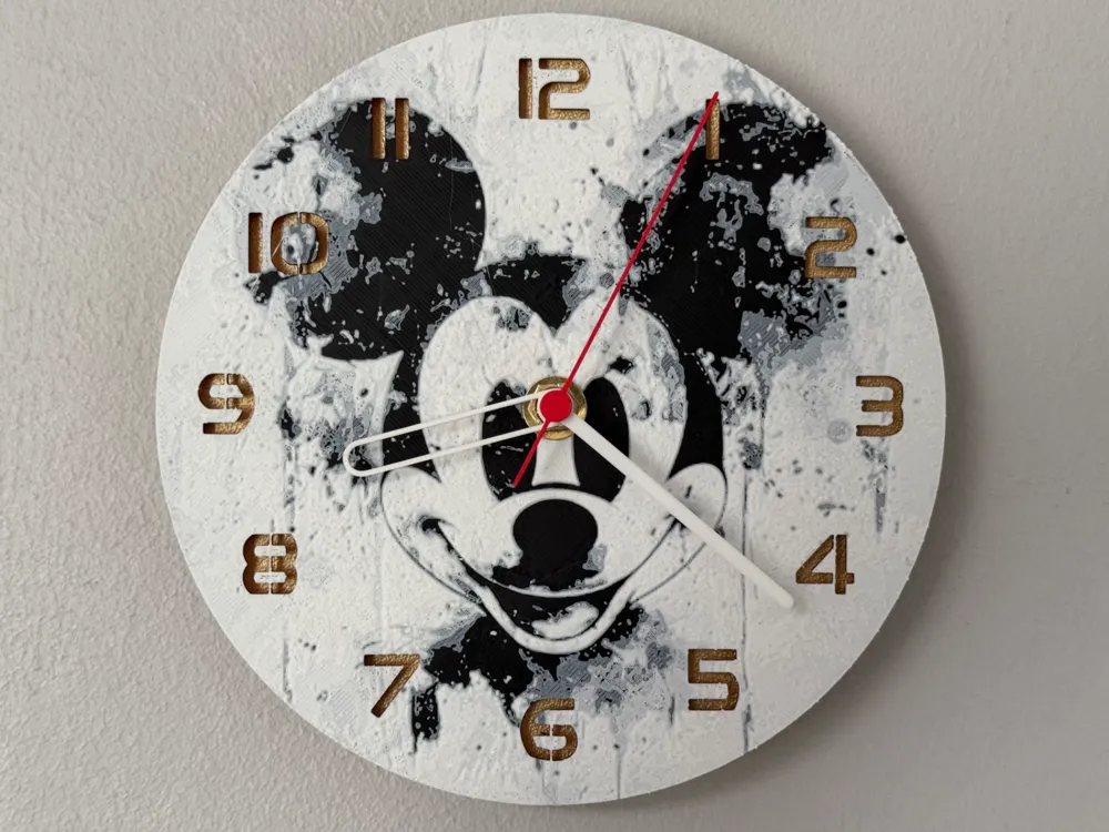 wall / desk clock Mickey Mouse HueForge by cP3D MakerWorld: Download Free 3D Models