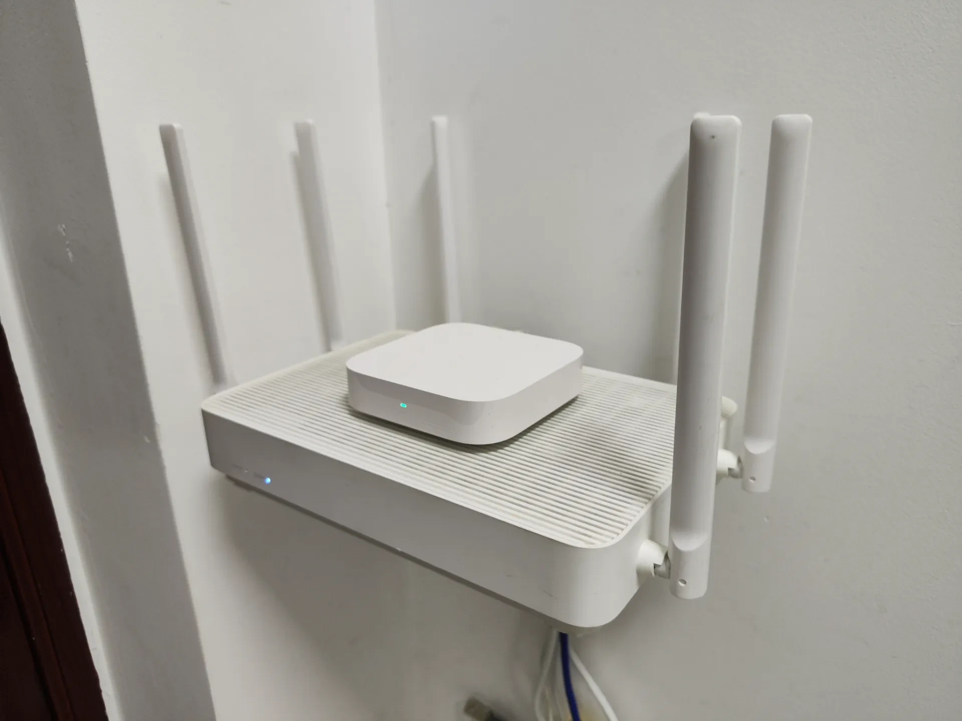 Router Stand WiFi Stand by Antichamber - MakerWorld