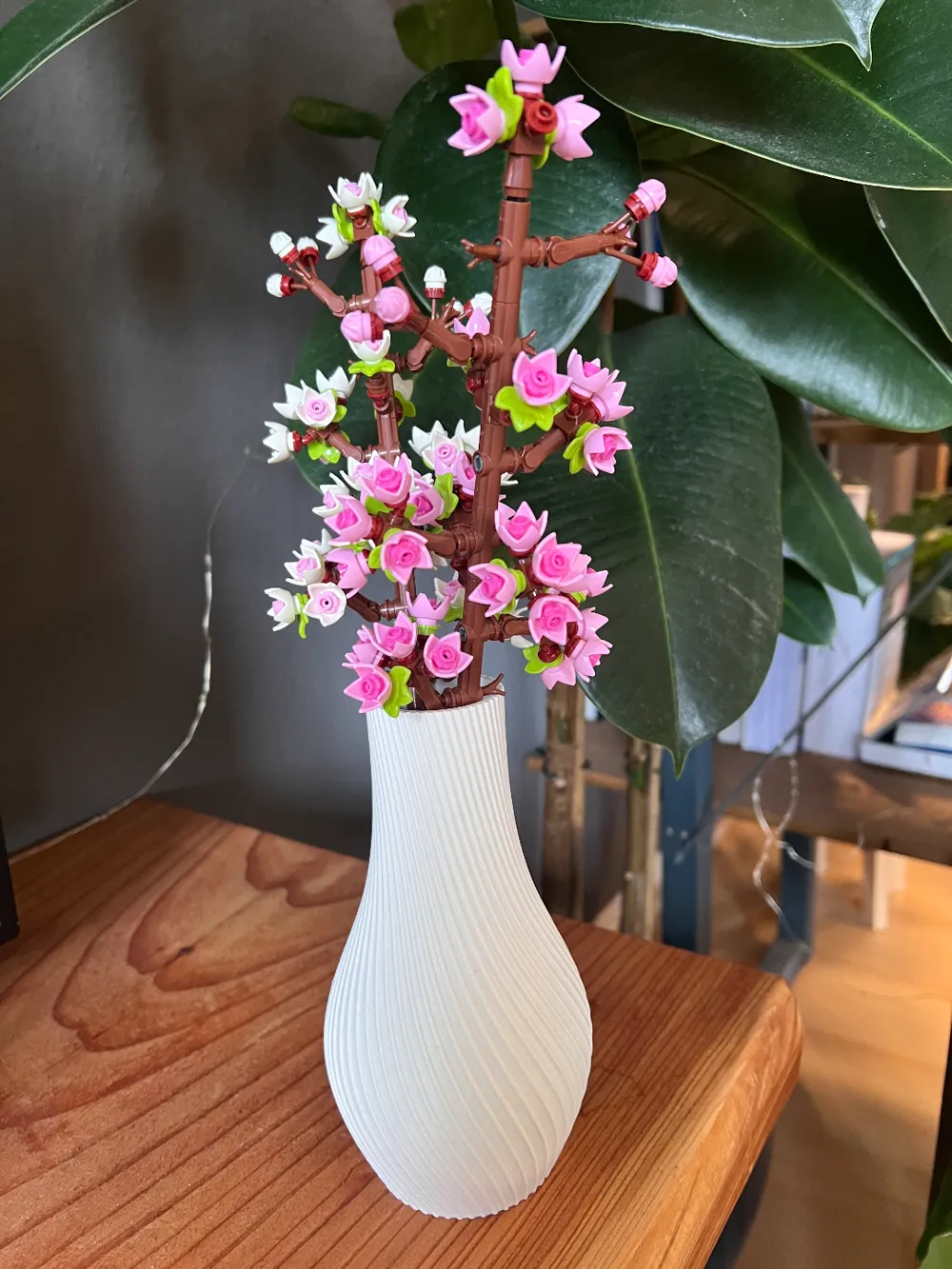 Classic Spiral Vase 2 by Intech Designs - MakerWorld