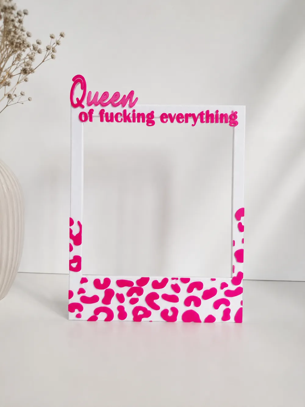 Polaroid Frame Queen - Free 3D Print Model - MakerWorld
