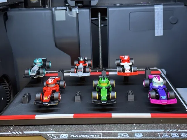 F1 Collectibles display stand - Free 3D Print Model - MakerWorld