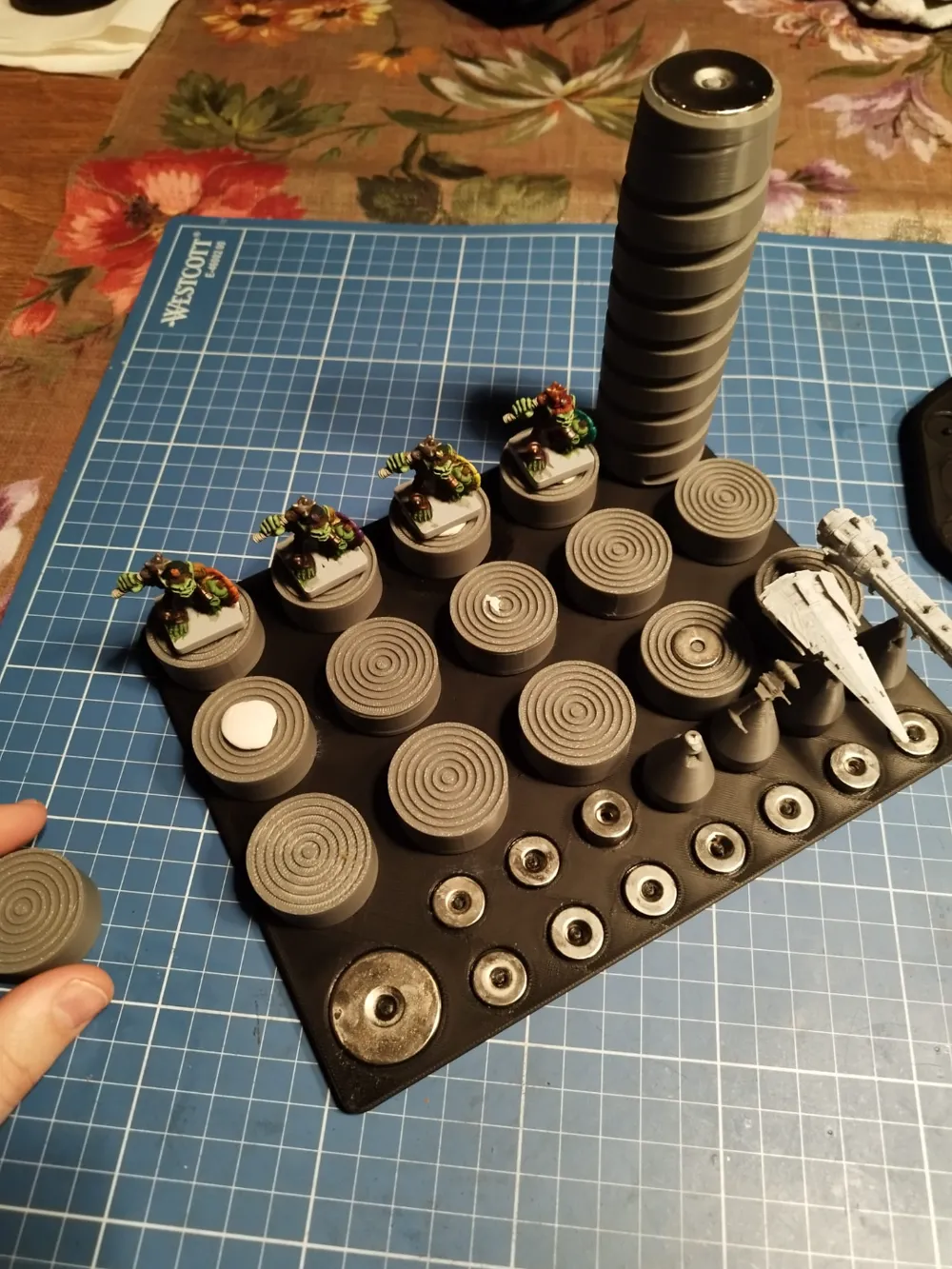 Gridfinity Paint Storage and miniature lid. by Wobbleking MakerWorld ...