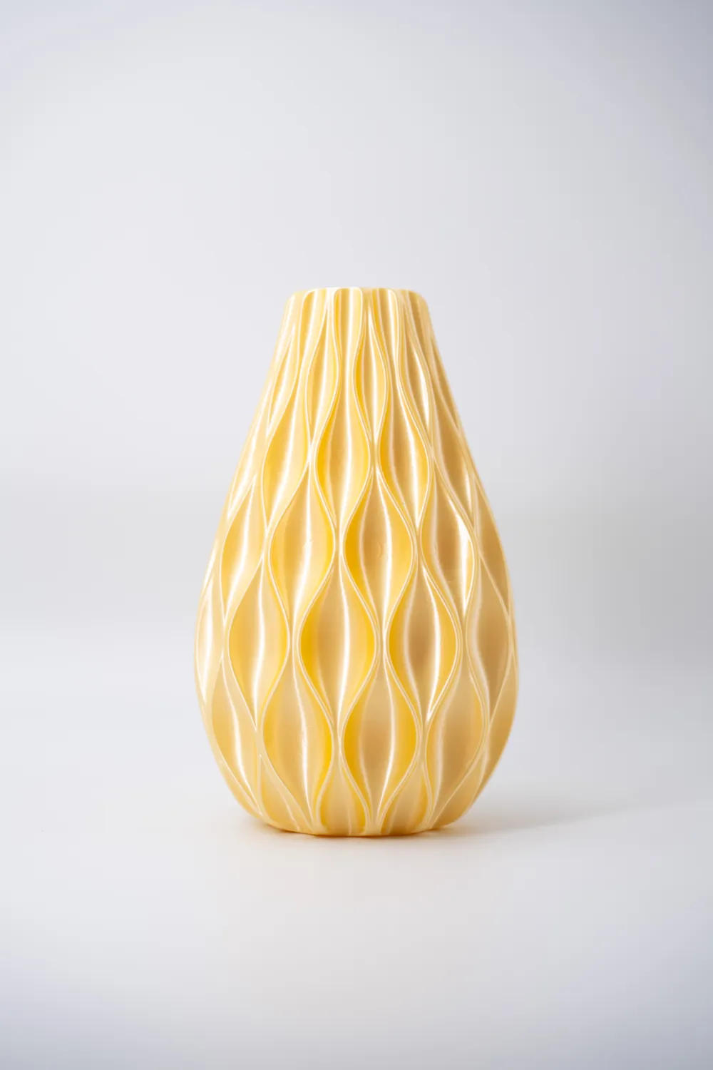 Waves Vase - Free 3D Print Model - MakerWorld