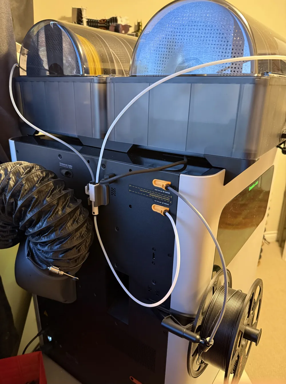 Magnetic holder for Bambu 4-in-1 PTFE adapter by madizmo MakerWorld: Download Free 3D Models