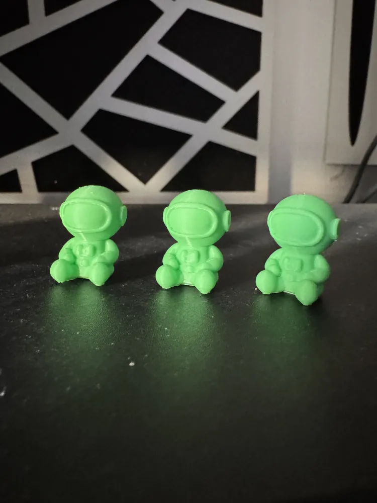 Mini Astronaut – Your Pocket-Sized Space Companion - Free 3D Print ...
