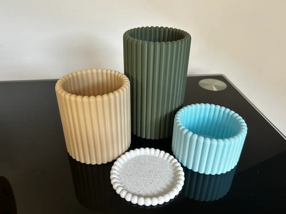 Ribbed design cups with different heights by SvenIn3D MakerWorld ...