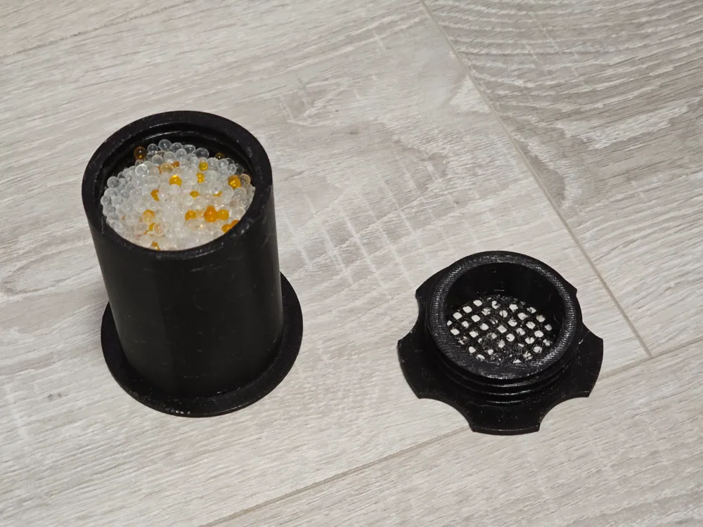 Silicagel spool container by dreamerds83 - MakerWorld