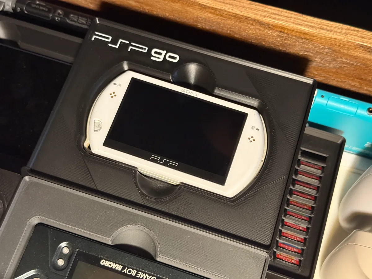PlayStation掌机Gridfinity收纳盒 - 免费 3D 打印模型 - MakerWorld