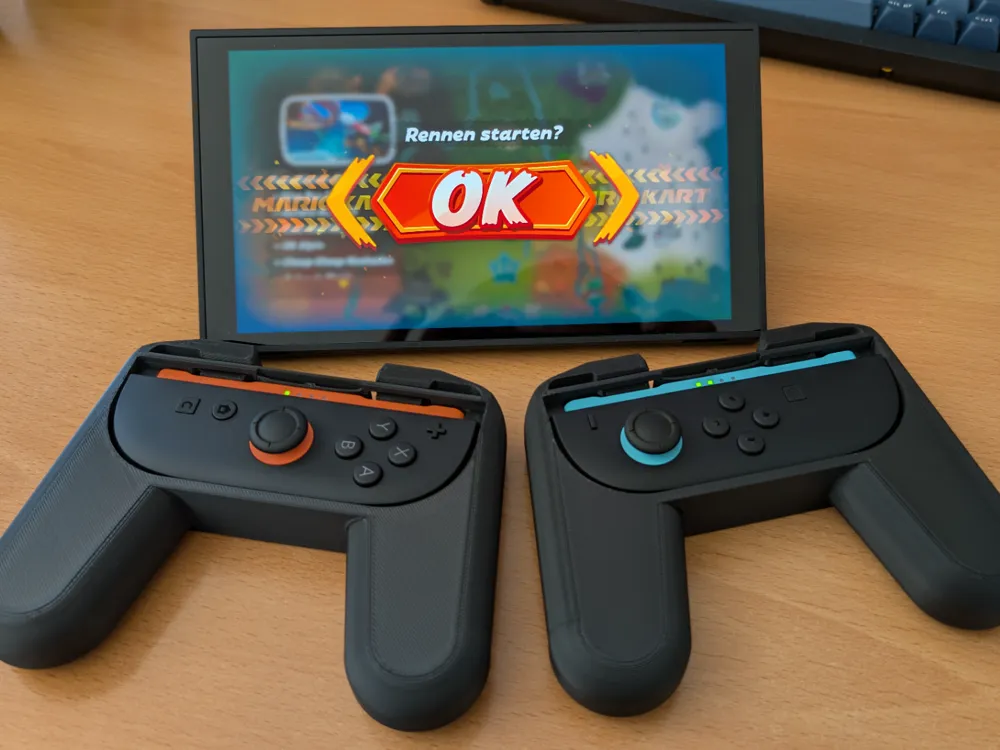 V2: Joycon Controller Switch 2 (print in place) by Pengolin Design MakerWorld: Download Free 3D ...