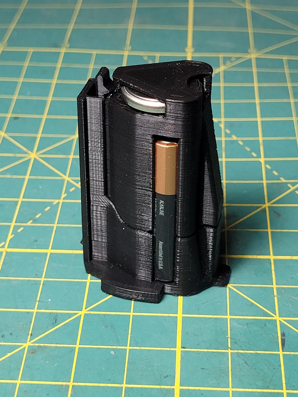 MOE AAA & CR2032 Grip Insert by QwermMakes - MakerWorld