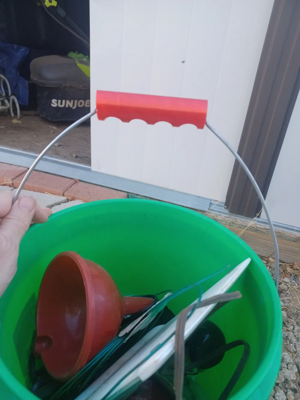 Bucket Handle Soft Grip TPU 5 Gallon Bucket Grip by ssweatMakerWorld ...