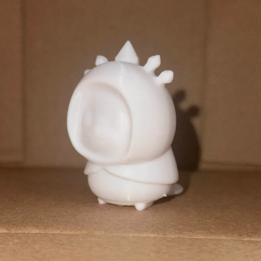 Printmon - Cat Wearing Crown Mini Figure by esk11 - MakerWorld