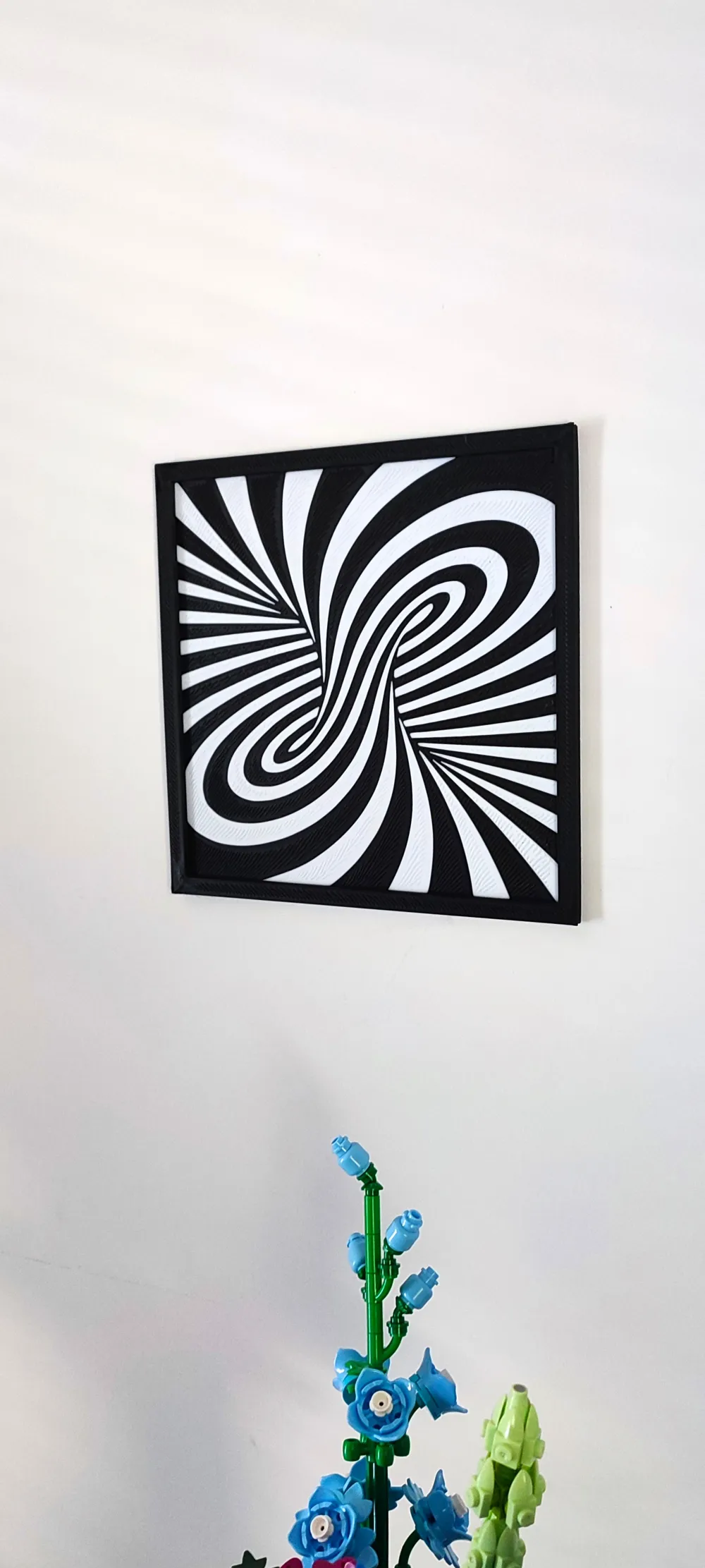 Illusion image by wieniuMakerWorld: Download Free 3D Models