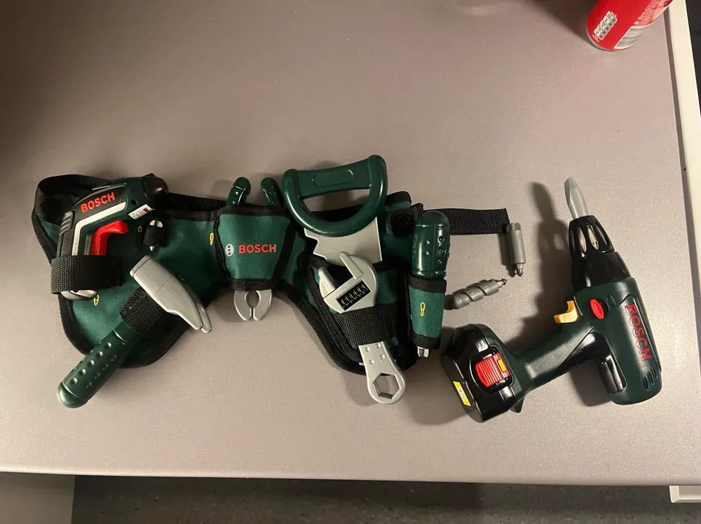 Screw Station Kids Toy by André - MakerWorld