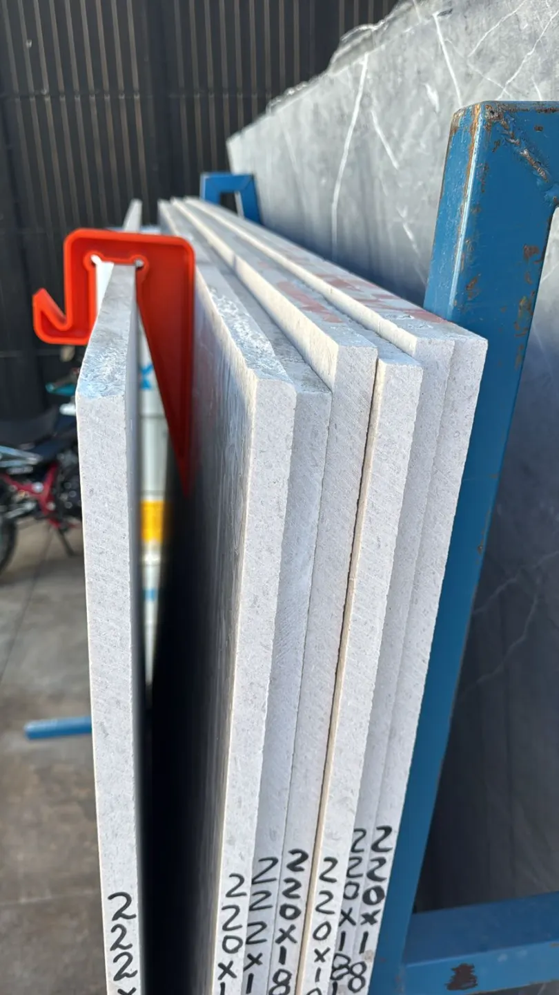 Marble Slab Wedge V2 by royeiror - MakerWorld