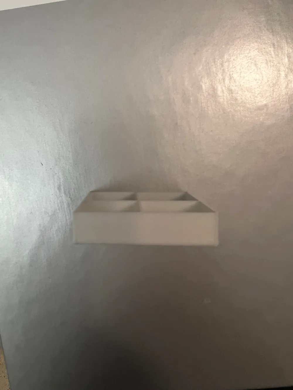 Box with Dividers by user_2313409170MakerWorld: Download Free 3D Models