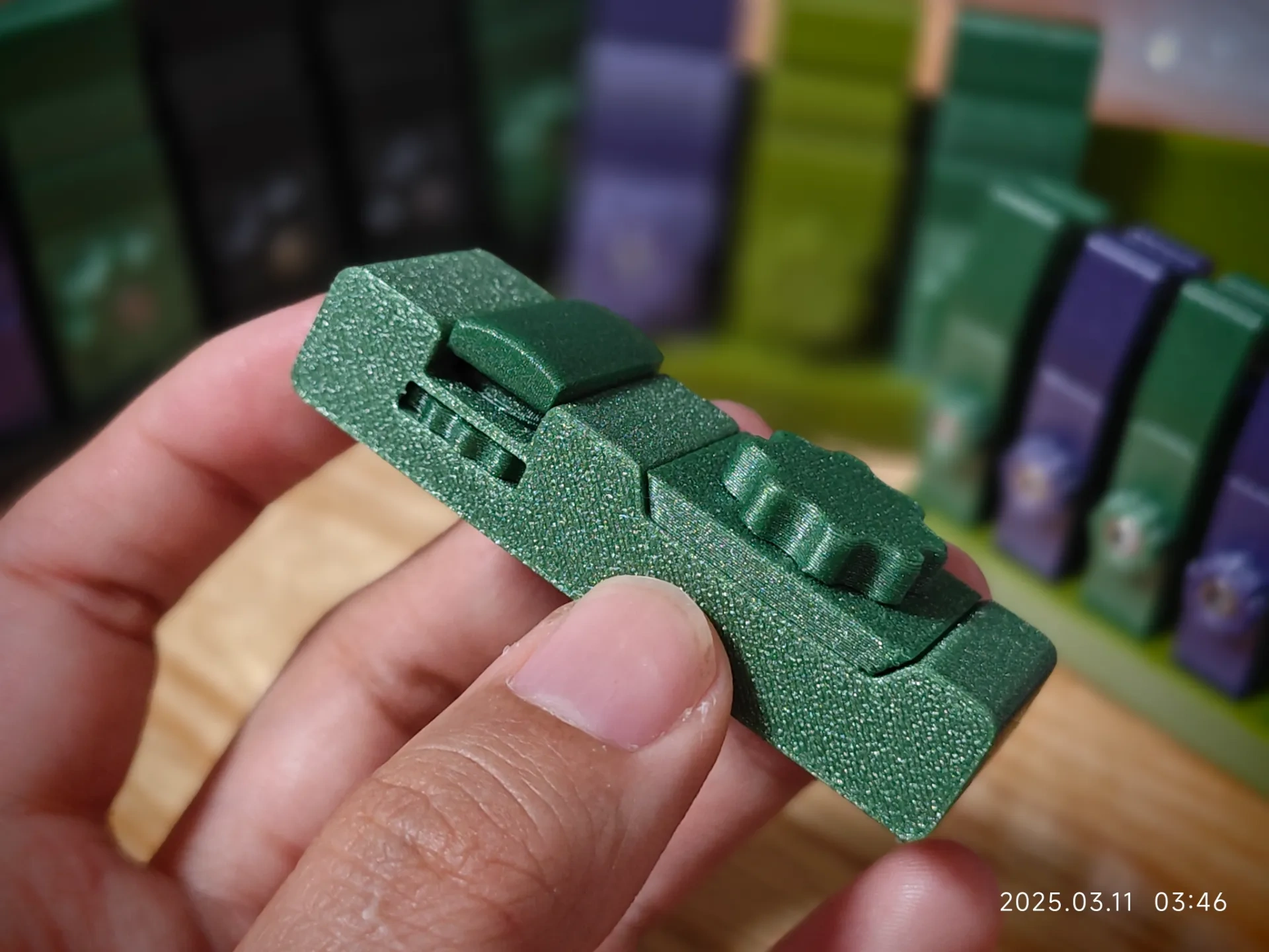 Tension-adjustable sandpaper holder, 28-minute 10g print, completely 3D ...