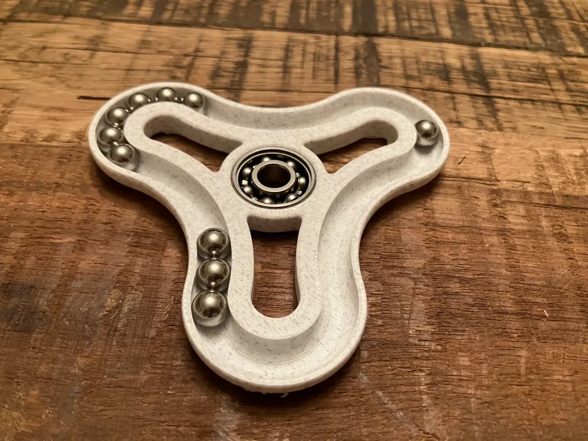 Marble track Fidget spinner - Free 3D Print Model - MakerWorld