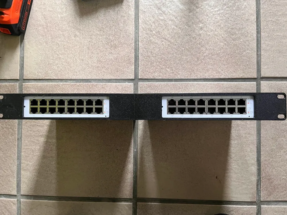 Unifi USW-Lite-16 PoE 19-inch Modular Rack Mount Remixed by Mauker ...