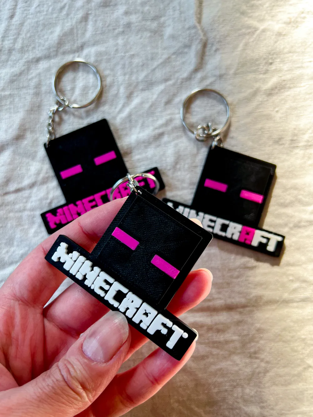 Minecraft Enderman keychain - Free 3D Print Model - MakerWorld