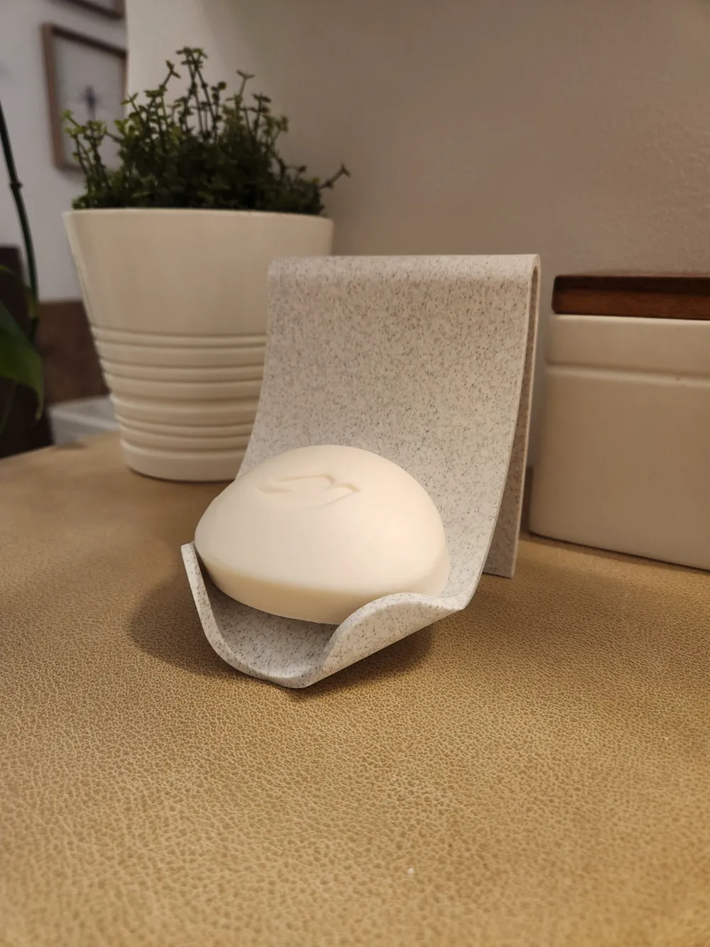 Waterfall soap holder by Cayouche MakerWorld: Download Free 3D Models