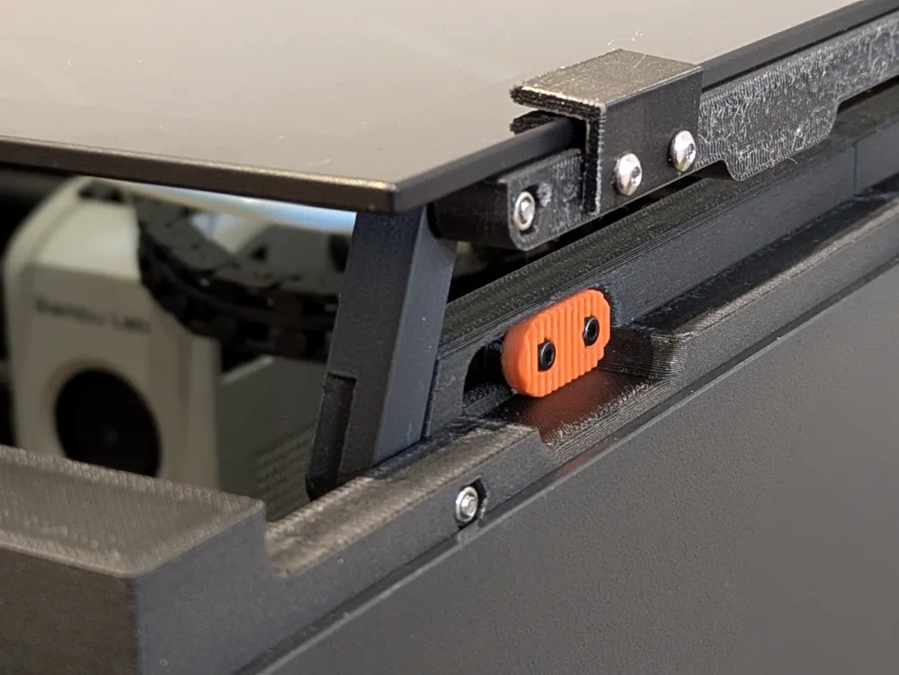 Lid riser and lifter with locking mechanism by ChattsMakerWorld ...