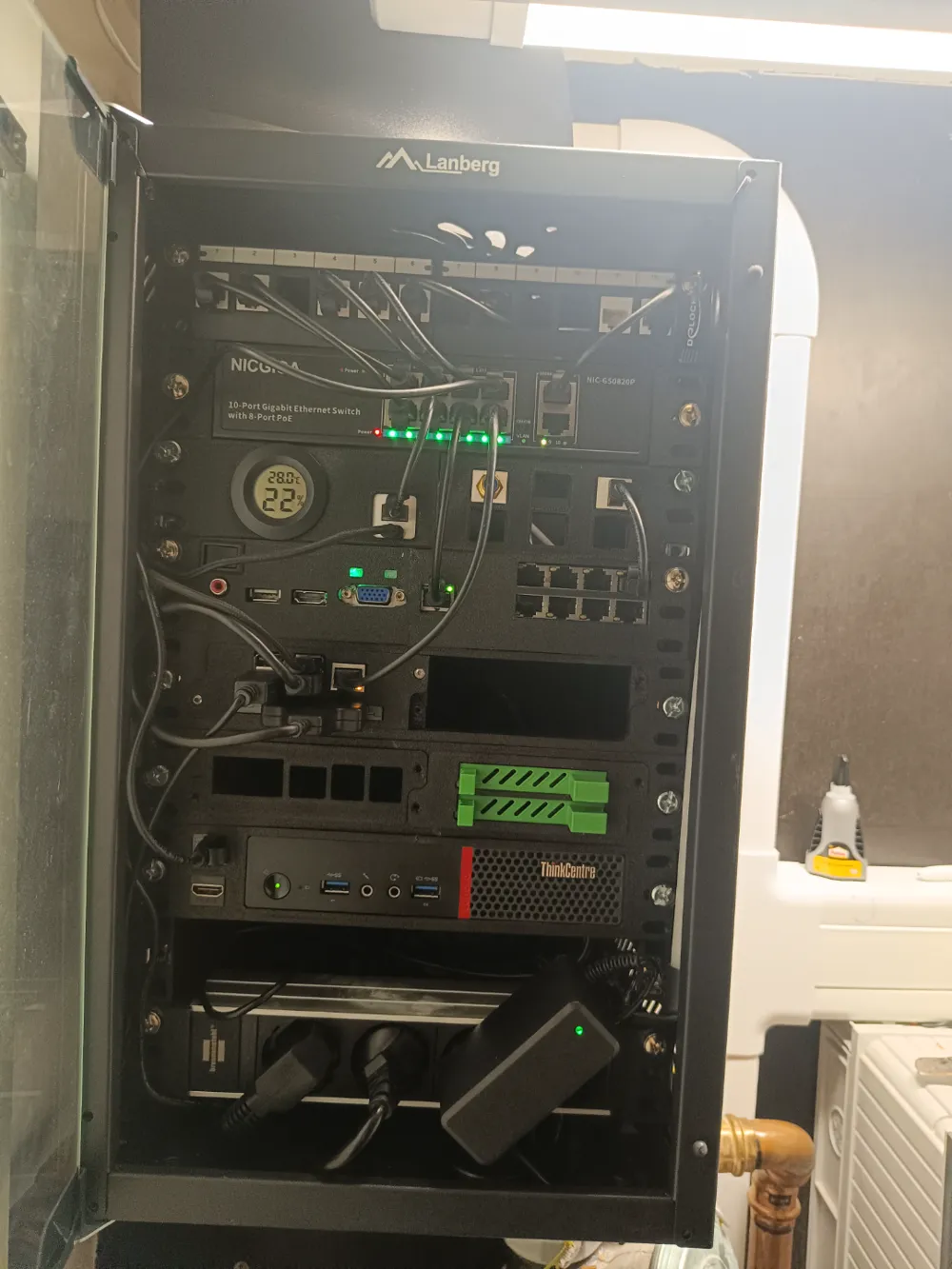 thinkcentre 10 inch rackmount by just actual kevin MakerWorld: Download ...