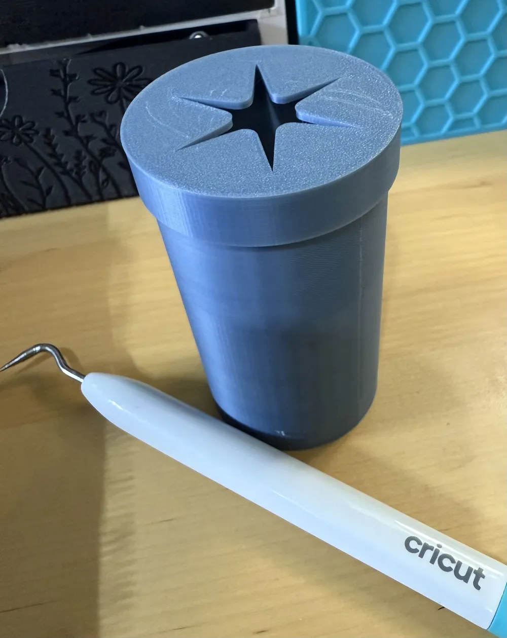 cricut vinyl cutting weeding pot - Free 3D Print Model - MakerWorld
