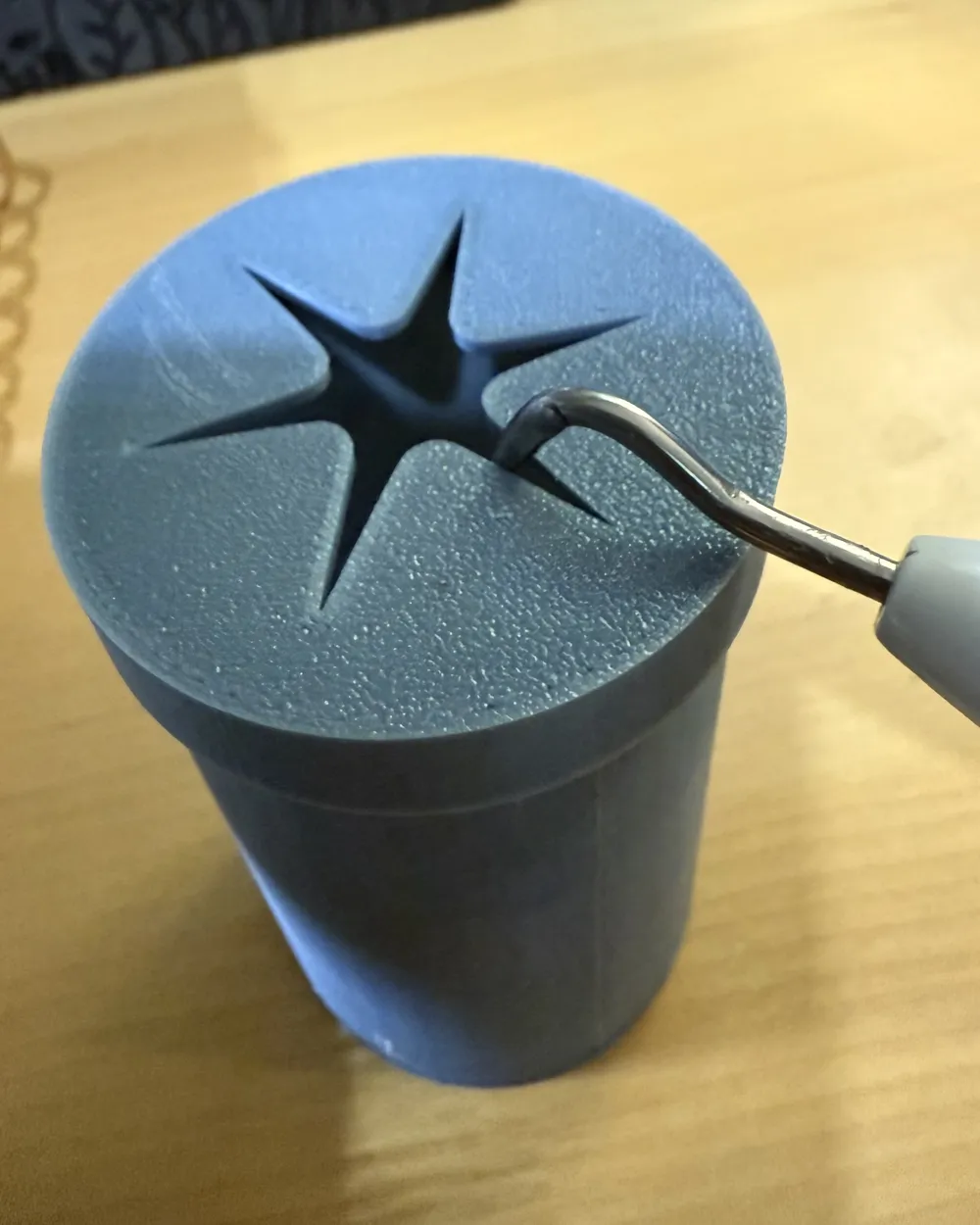 cricut vinyl cutting weeding pot - Free 3D Print Model - MakerWorld