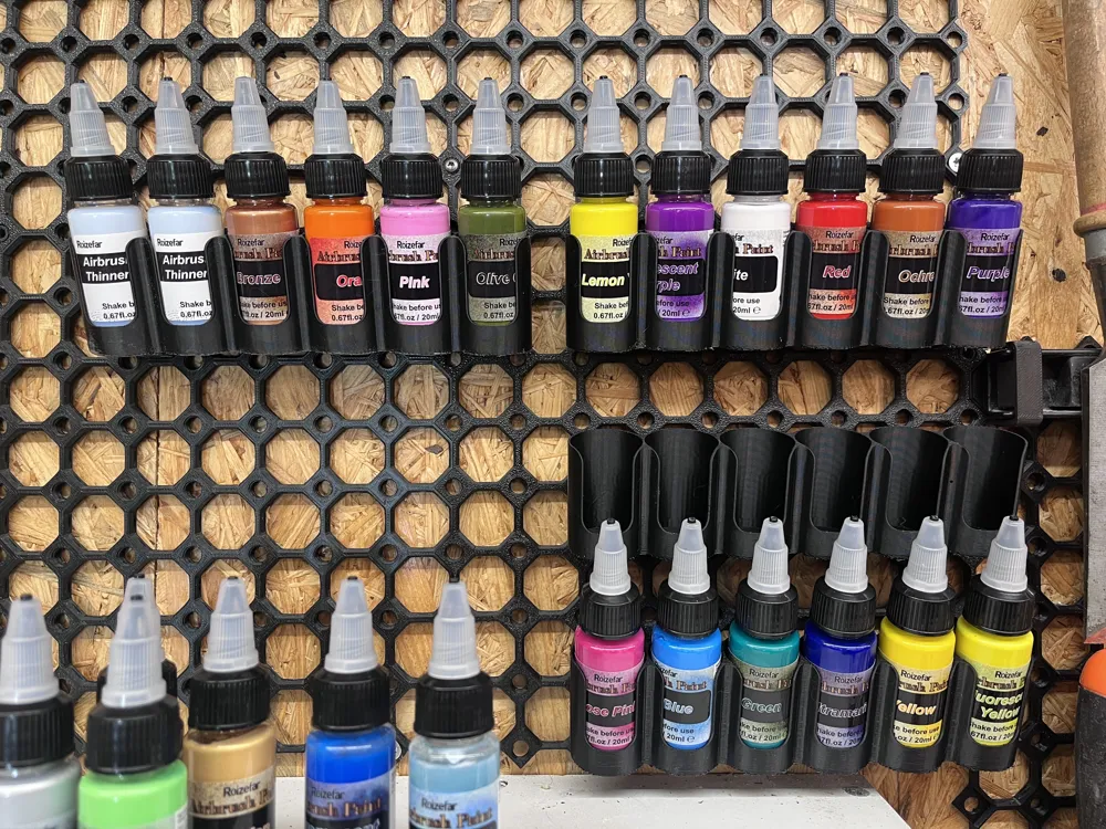 Airbrush Paint Holder – Multiboard Gravity Snap - Free 3D Print Model ...