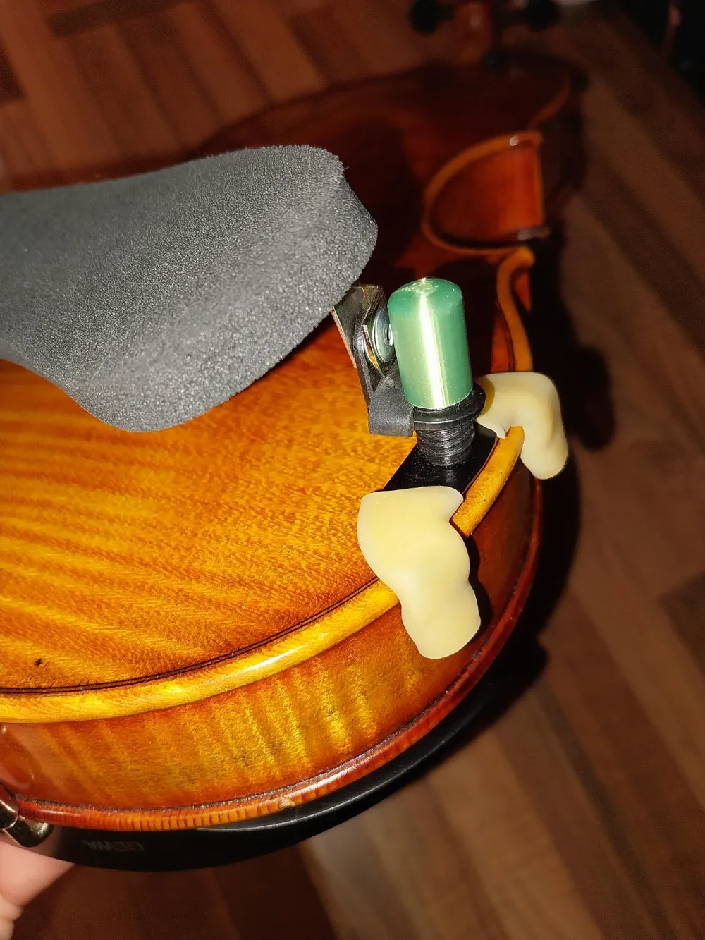 Wolf Violin Shoulder Rest Caps by Hatchers - MakerWorld