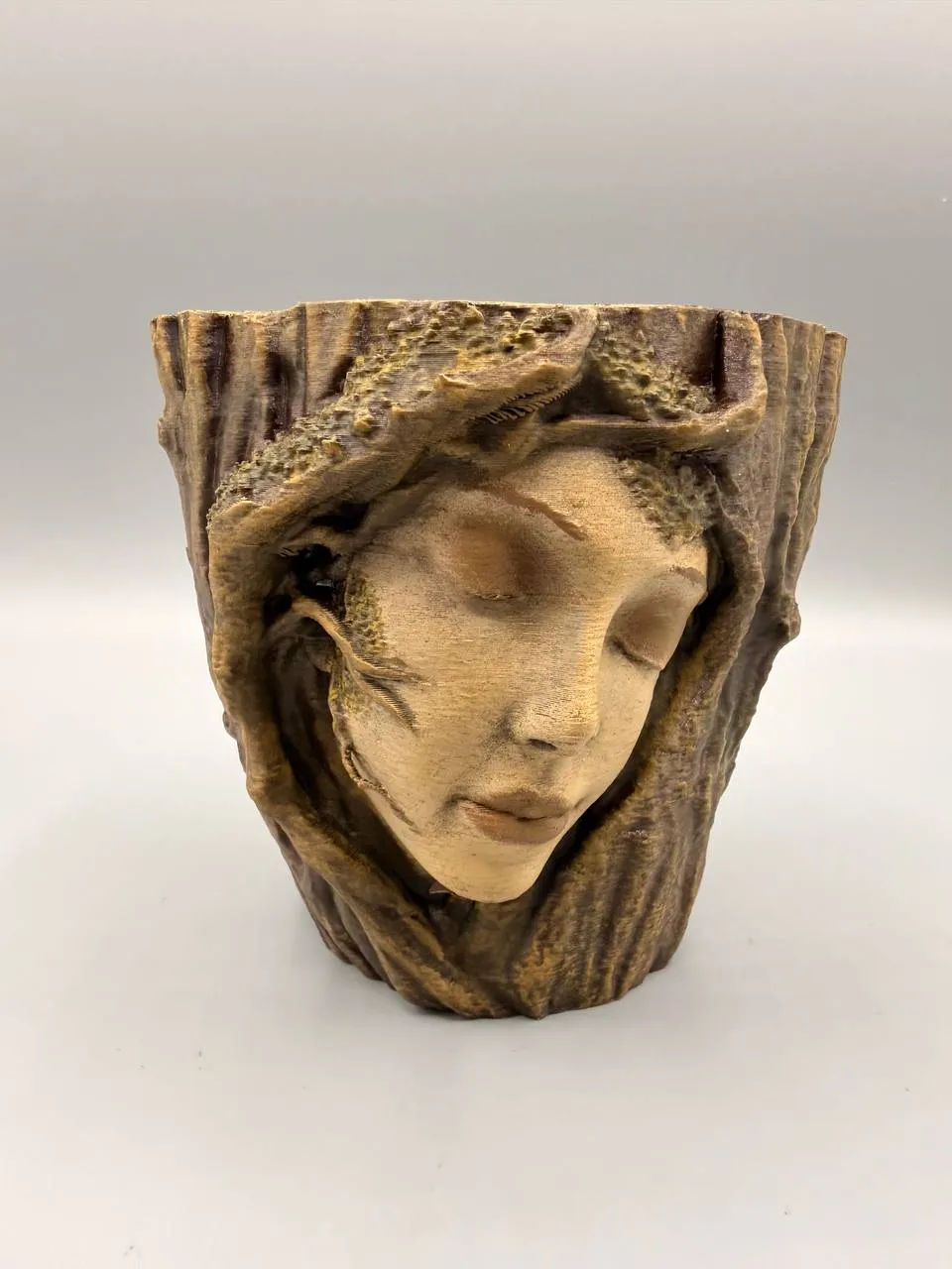 Nature Spirit Flowerpot (Lilly) - Free 3D Print Model - MakerWorld