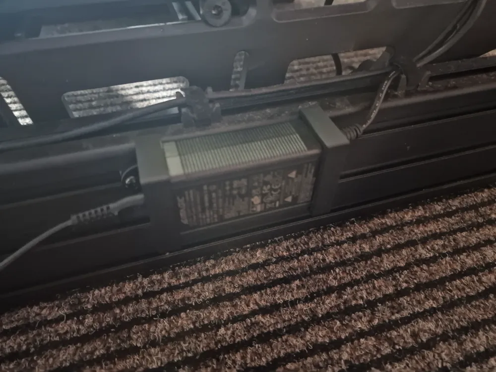 Simagic P-HPR power supply mount by SeltinoCZ - MakerWorld