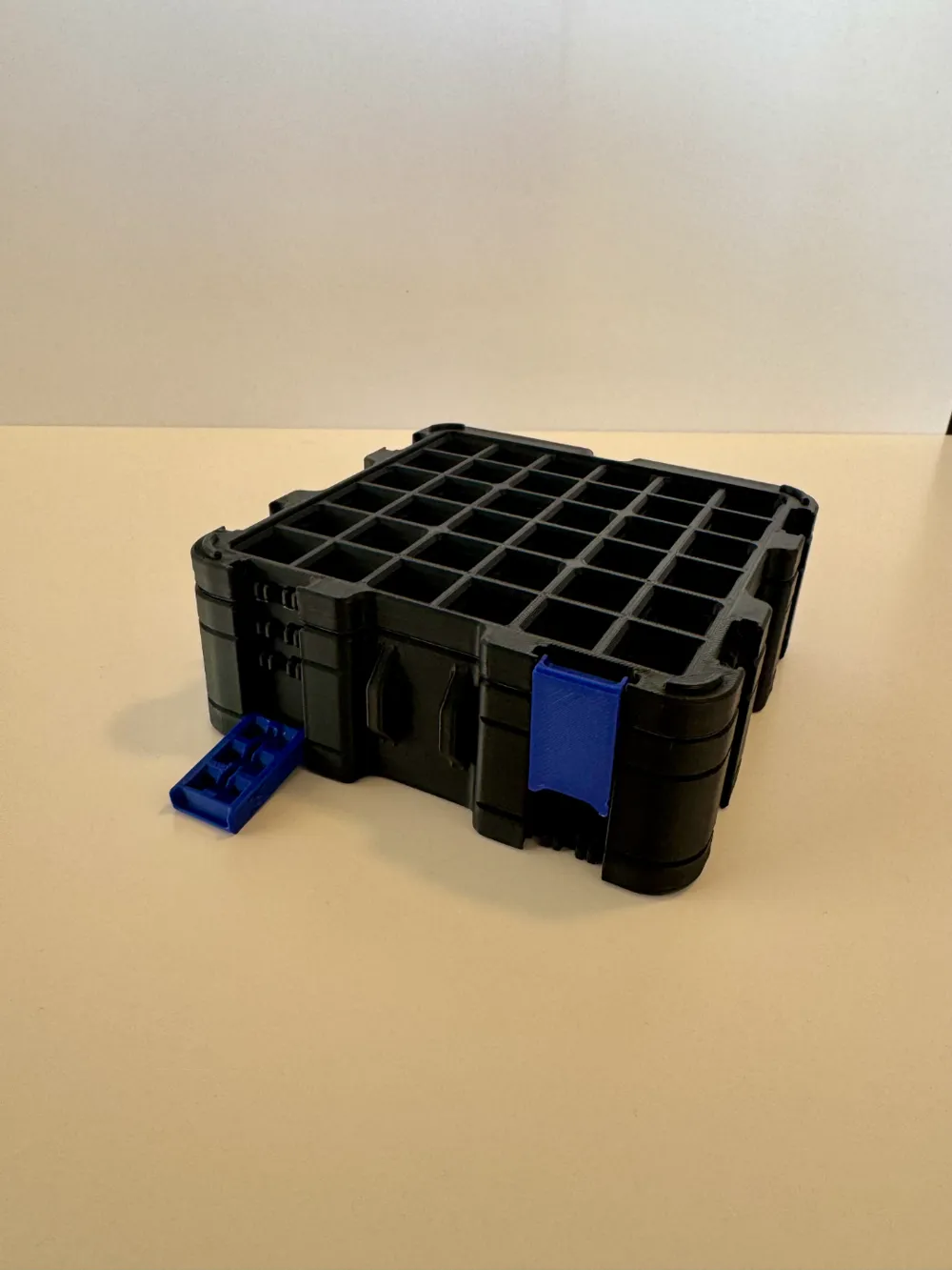 GridFinity Storage Boxes - Half Size Remixed by morellid97 MakerWorld: Download Free 3D Models