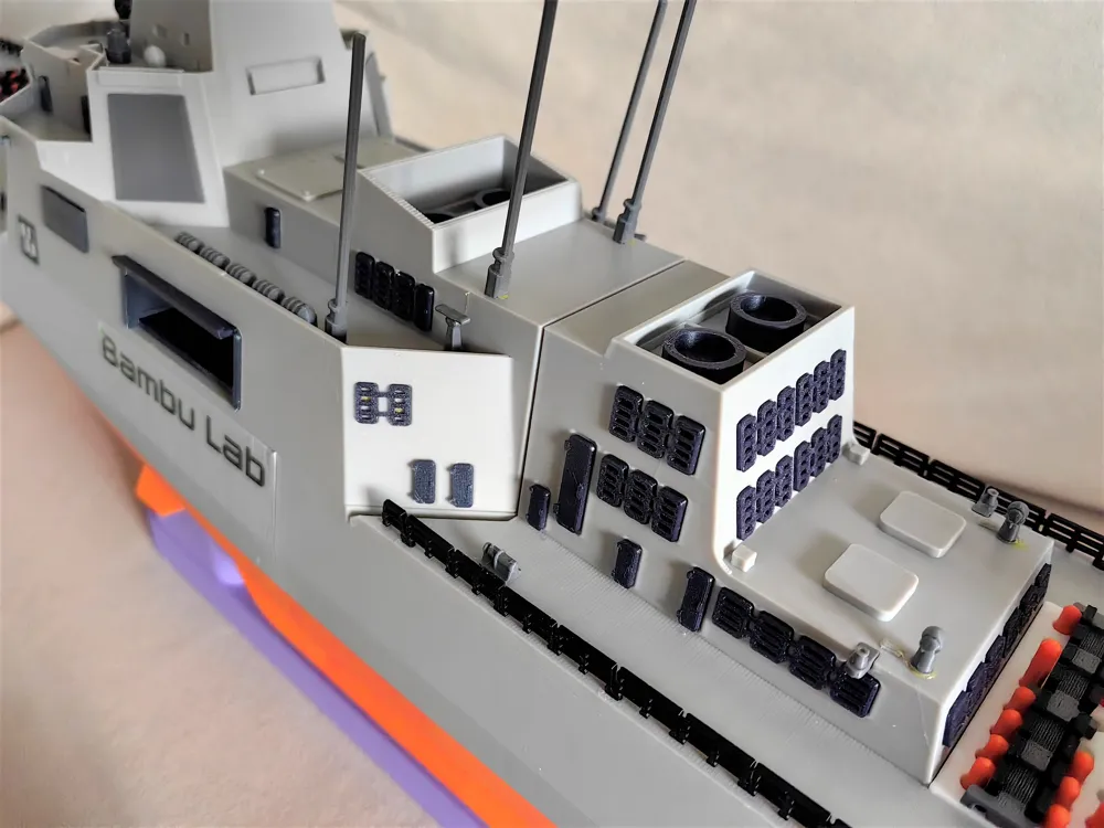 3Dプリント 055駆逐艦-CyberBrickリモコン版 - 無料3Dモデル -MakerWorld