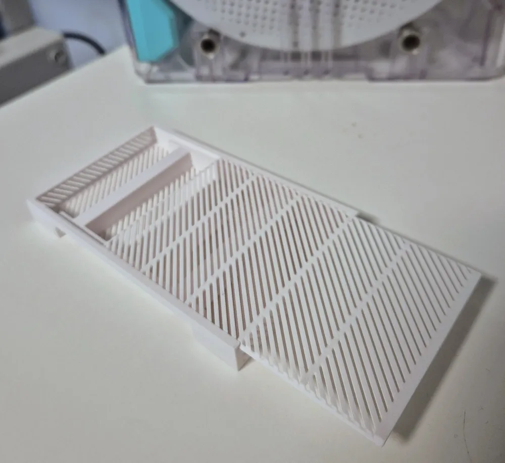 Desiccant dryer and cover for Polymaker Polydryer - Free 3D Print Model ...