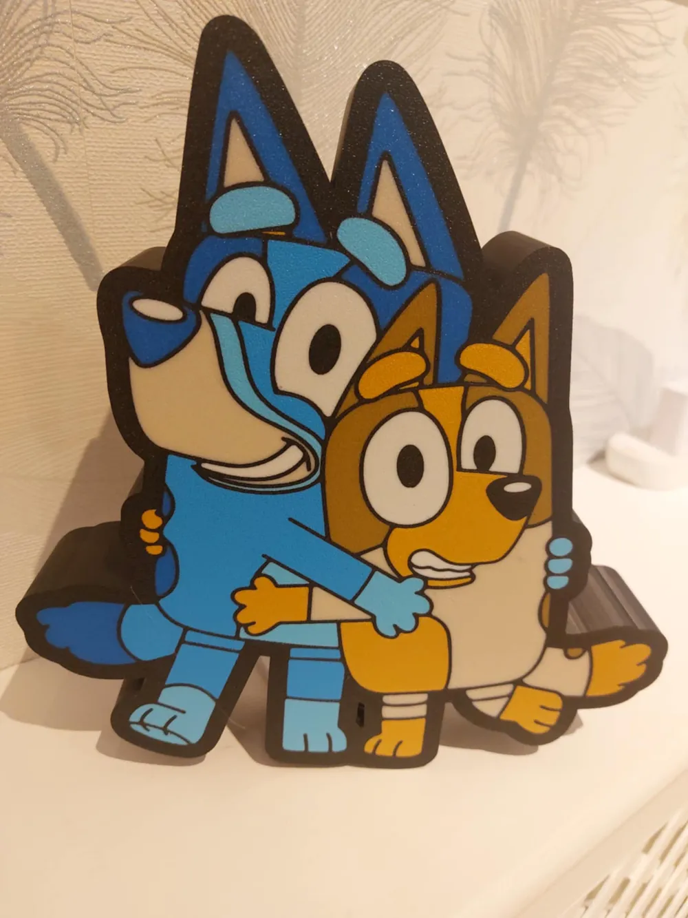 Bluey and Bingo lightbox by Daemo MakerWorld: Download Free 3D Models