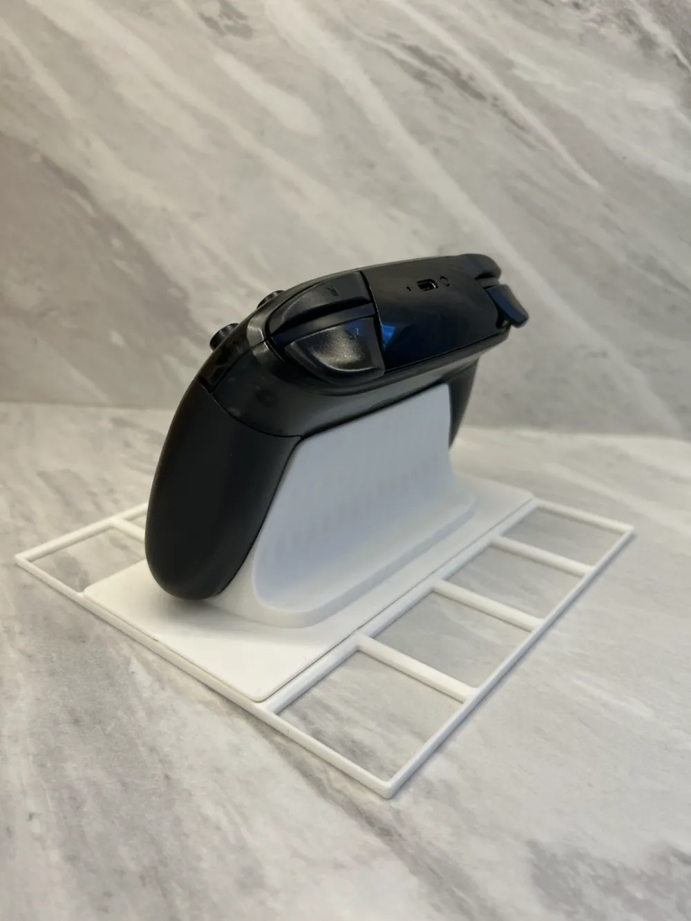 Gridfinity Minimalistic Switch Controller Stand - Free 3D Print Model - MakerWorld