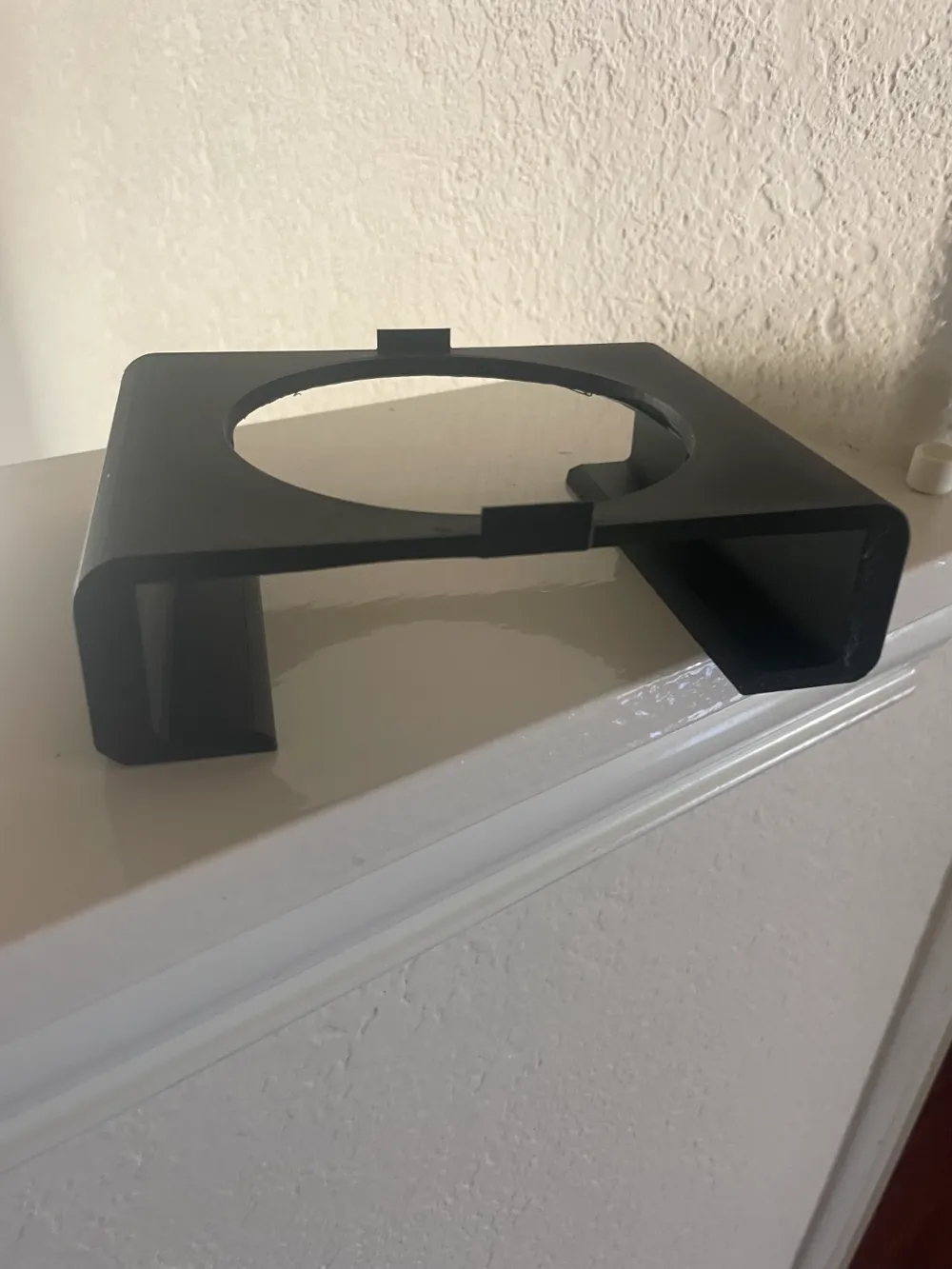 Mini PC Stand by vv3d MakerWorld: Download Free 3D Models