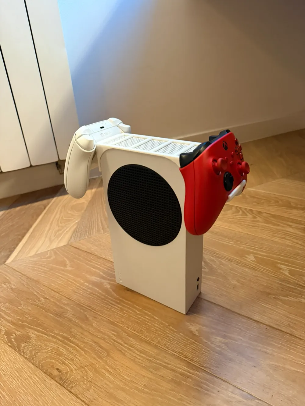 xbox controller holder by ketchup_pudliszki - MakerWorld