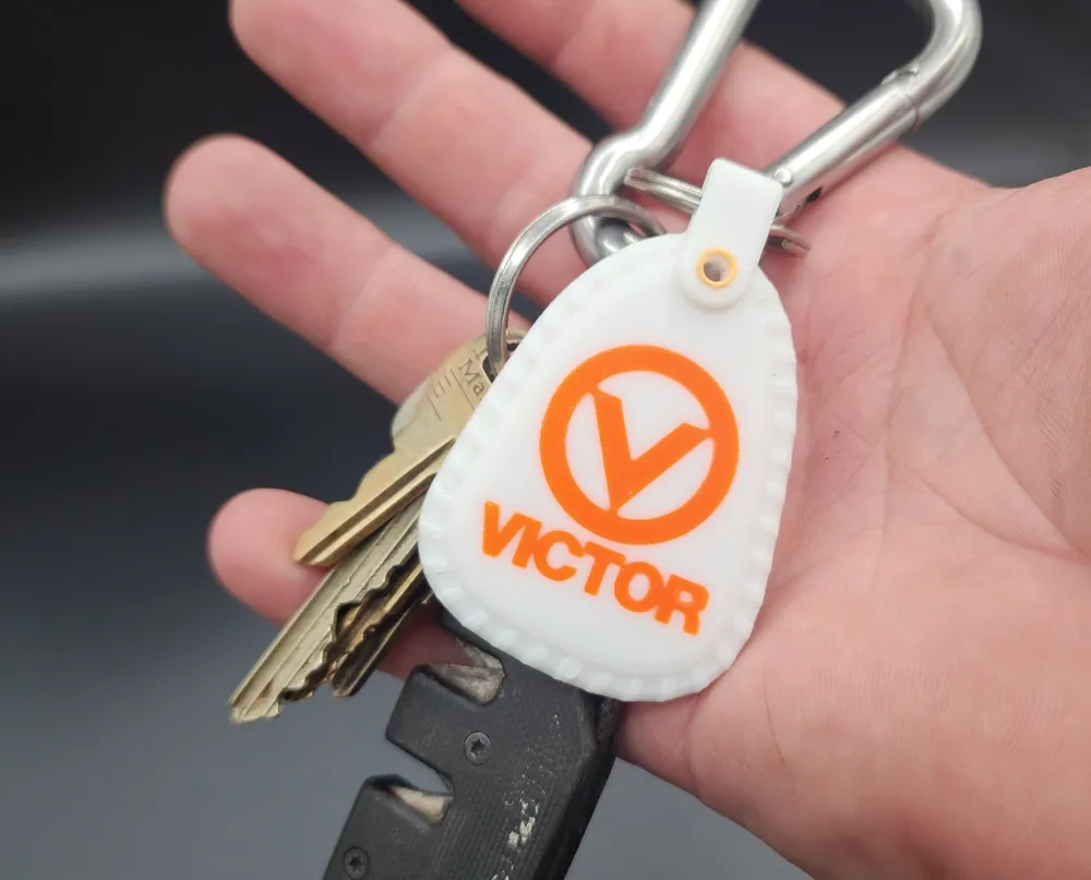 Victor keychain by YankeePrints - MakerWorld